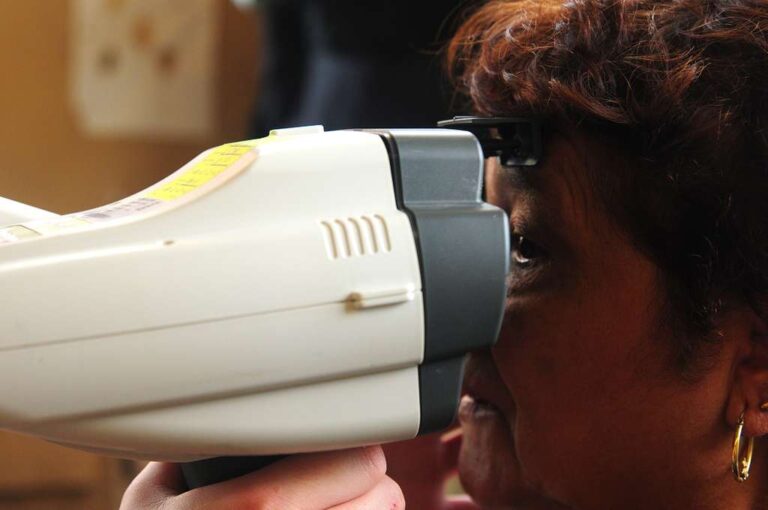 LESSON 02 - Positioning - EyeSpeakSpanish.org